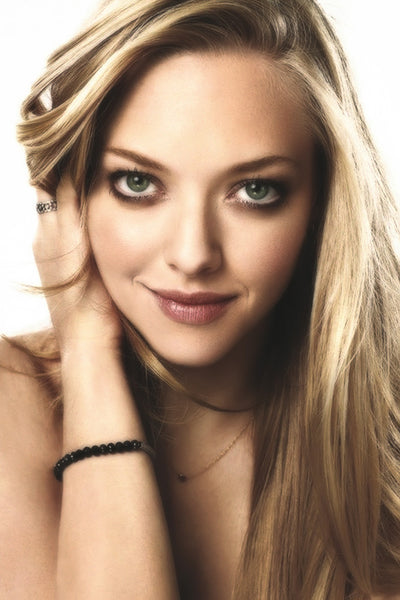 Amanda Seyfried Poster – My Hot Posters